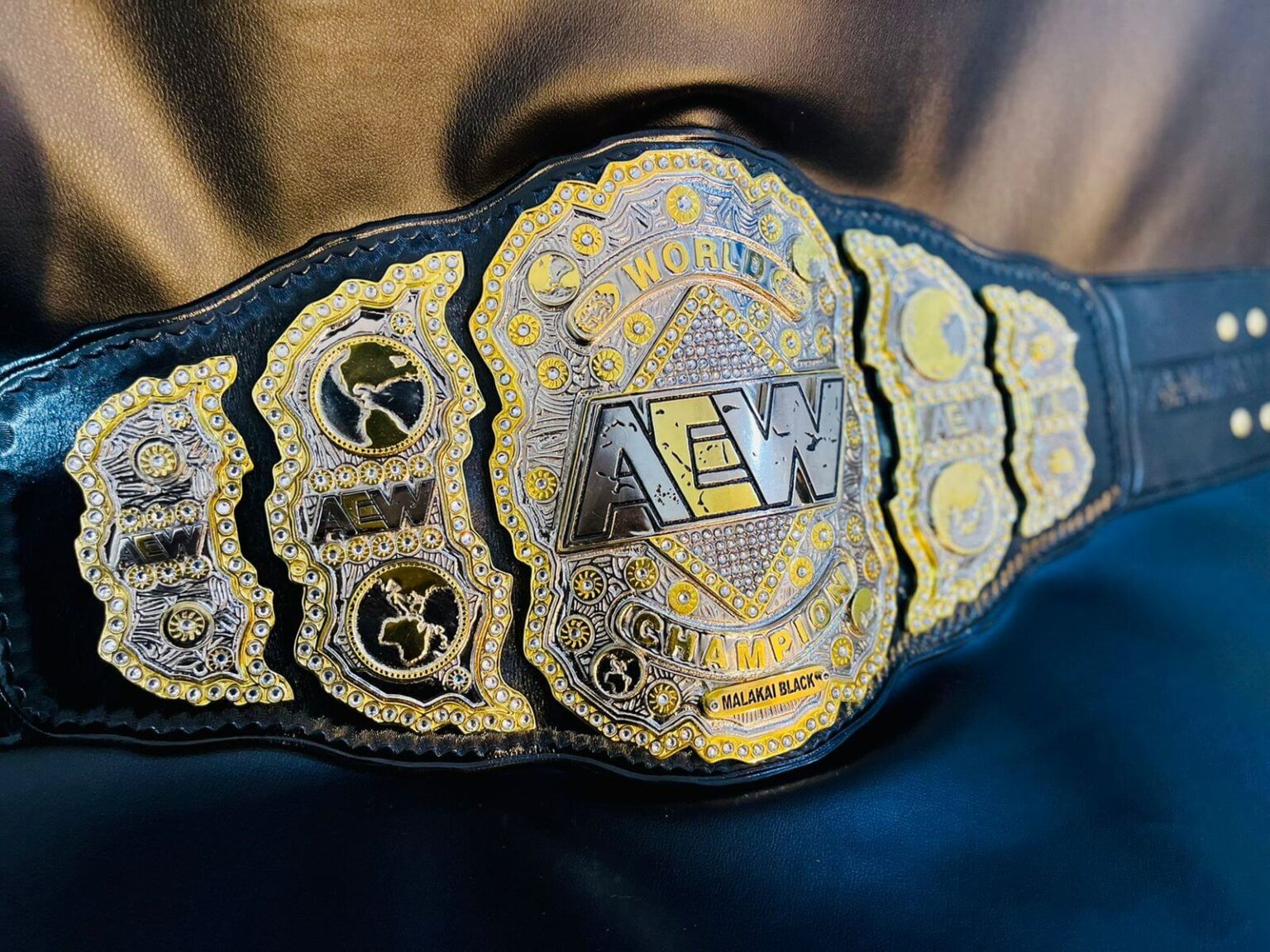 AEW REPLICA BELT- BEST LOOKING WRESTLING BELT