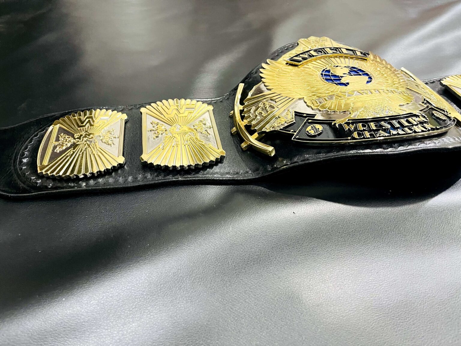 Upgrade Your Style with the HUKL Hogan Belt - Elevate Your Today!