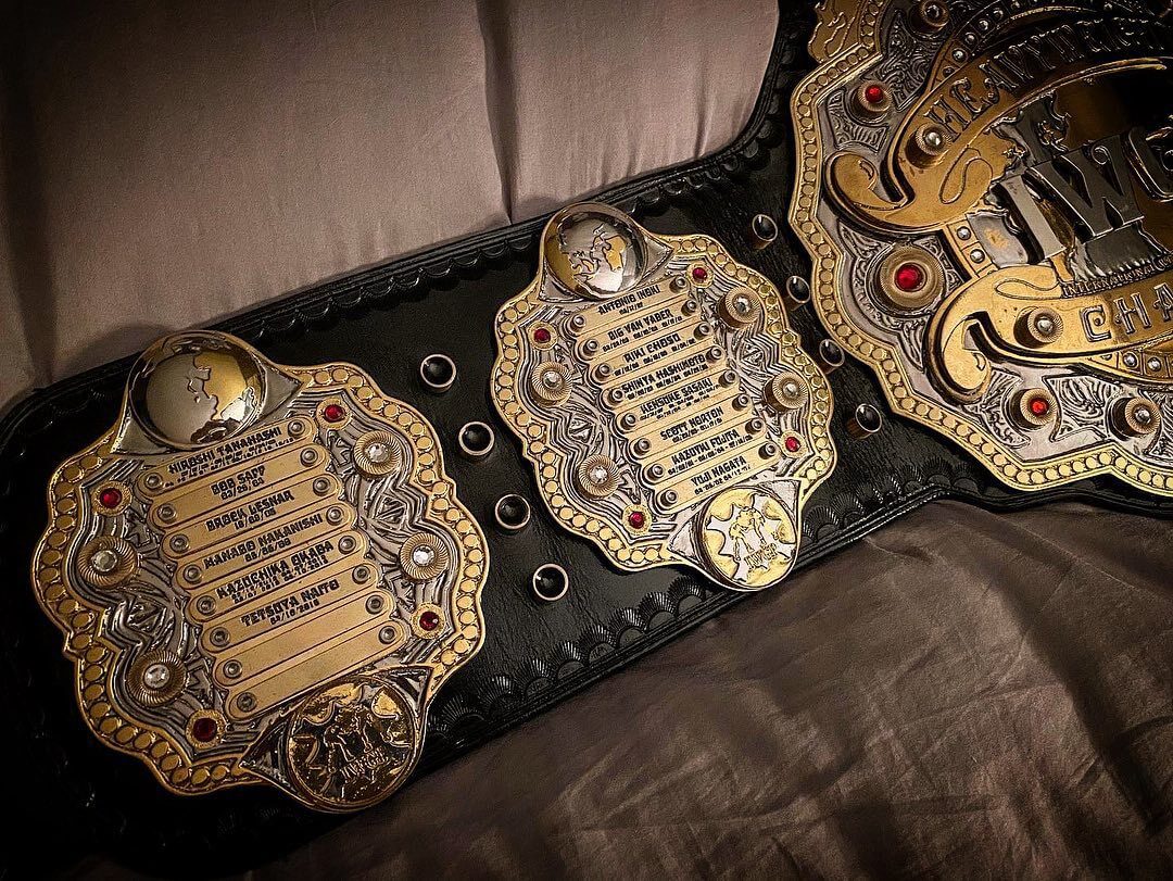 NEW IWGP HEAVYWEIGHT CHAMPIONSHIP BELT