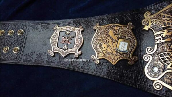 WWF SCRATCH LOGO UNDISPUTED CHAMPIOSHIP BELT